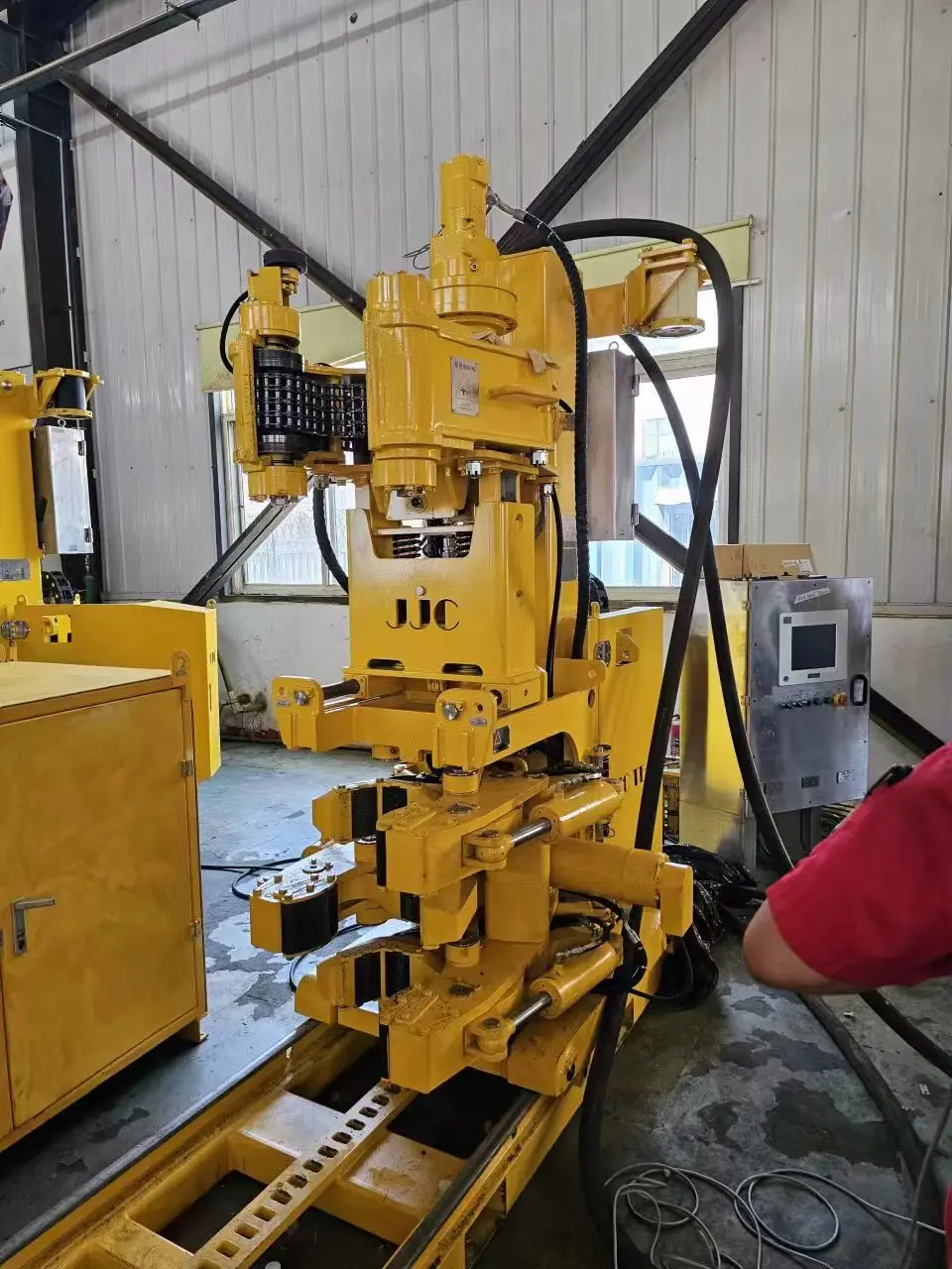 API Offshore Equipment - Iron Roughneck Parts & More