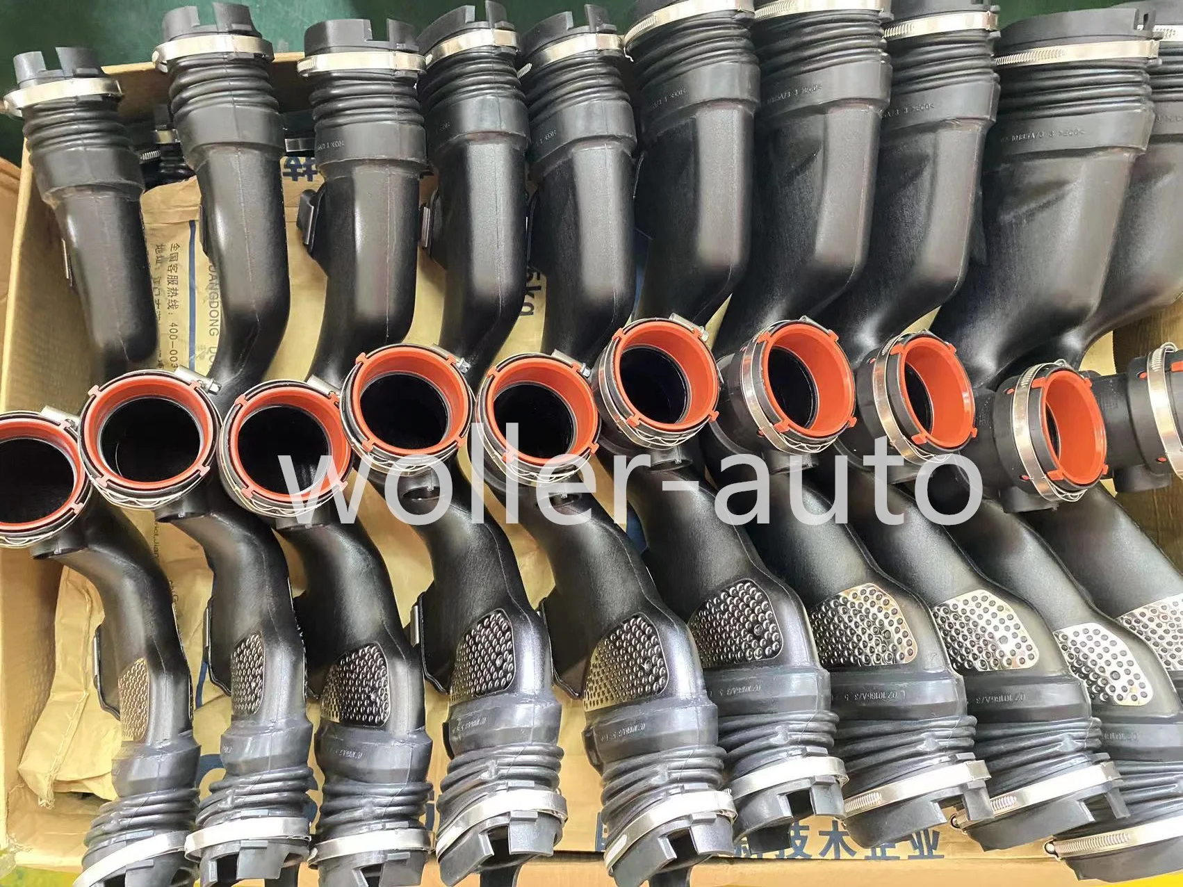 Mercedes-benz OM642 Intake Duct & Air Mass Sensor A6420908237