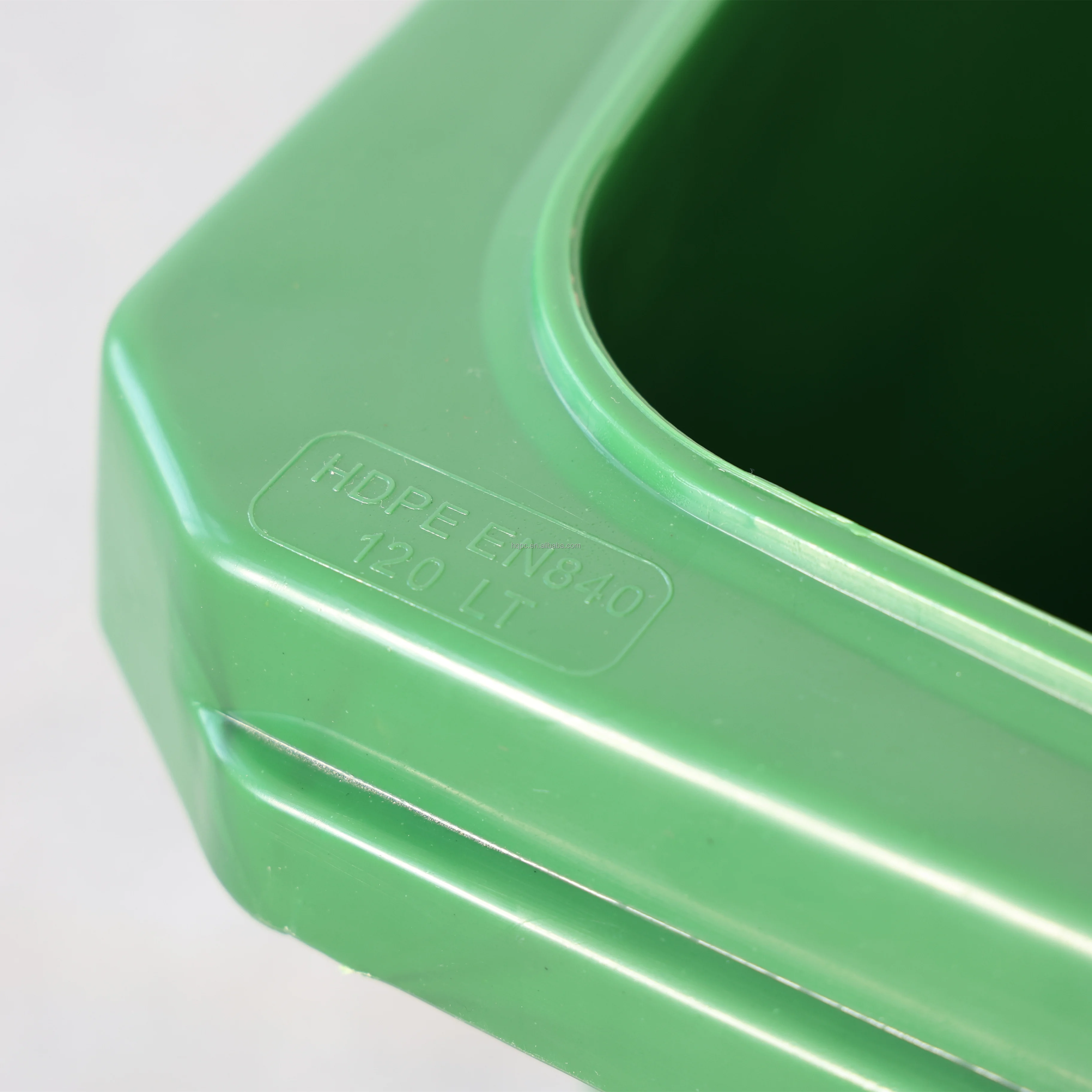 120L Plastic Dustbin with Middle Pedal - Mobile Waste Container with ...