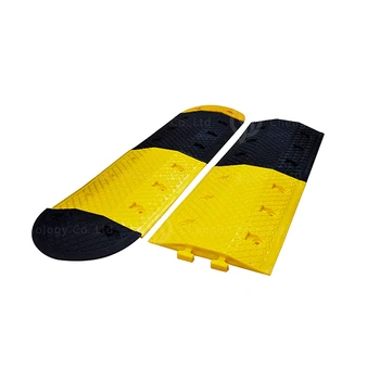 Concrete/asphalt Road Speed Bump Rubber Traffic Hump With Reflective ...
