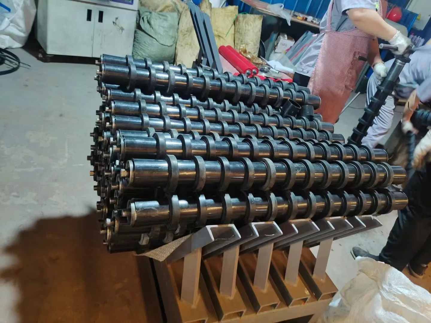 Oem Heavy Duty Conveyor Rollers Idler For Coal Stone Handling Mining ...
