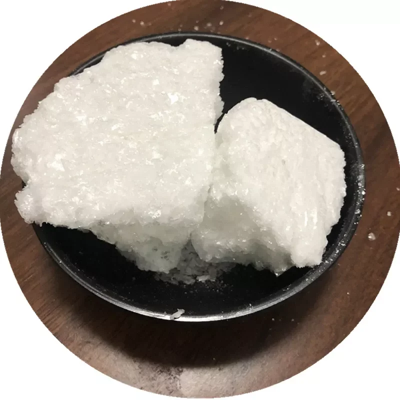 Oily Chunks Chunky Boric Flakes - Industrial Grade