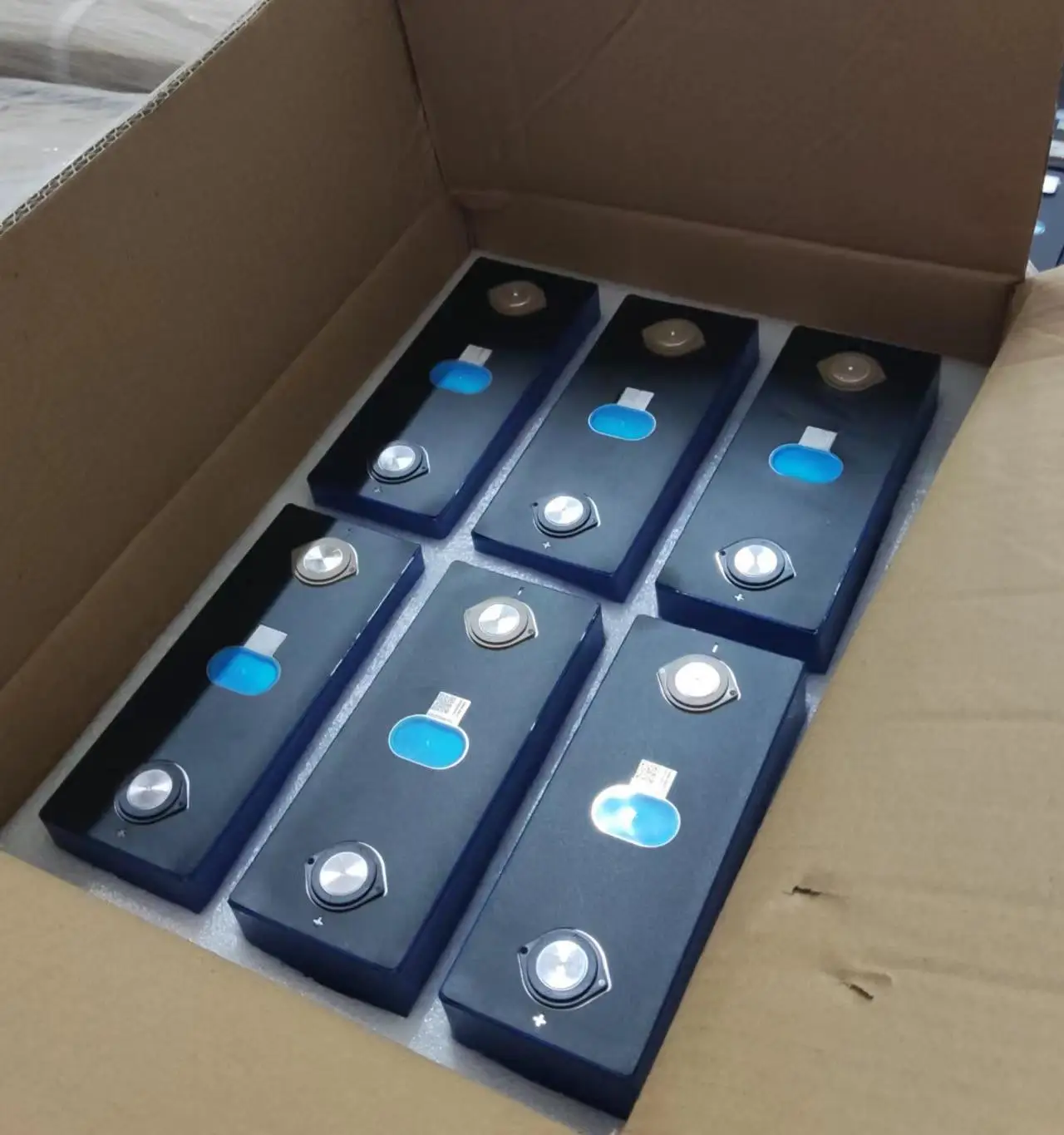 Lf280 Cells 6000 Cycle 3.2v 280ah Rechargeable Battery For High Power ...