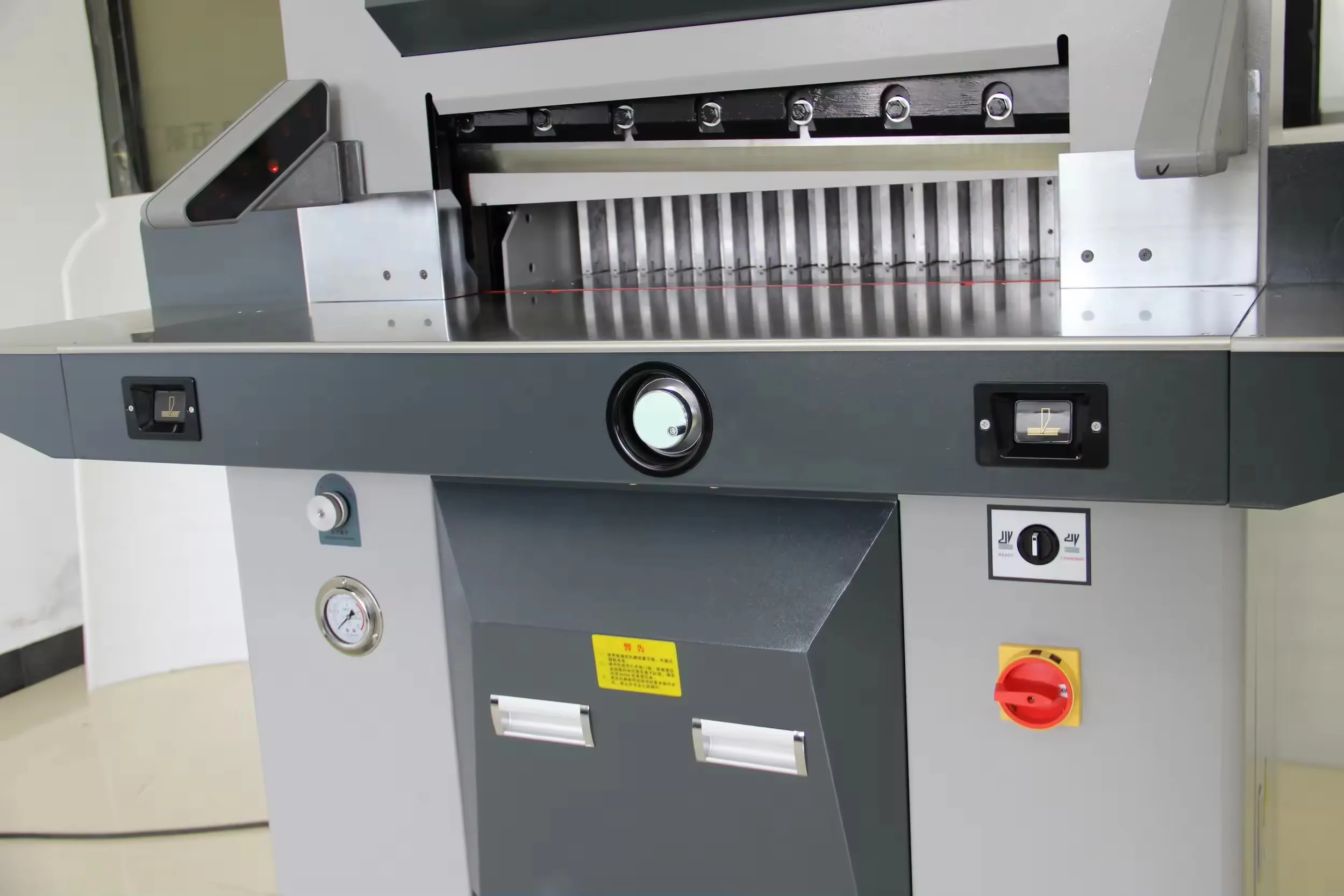 Hydraulic Programmed Guillotine Paper Cutter Paper Cutting Machine ...