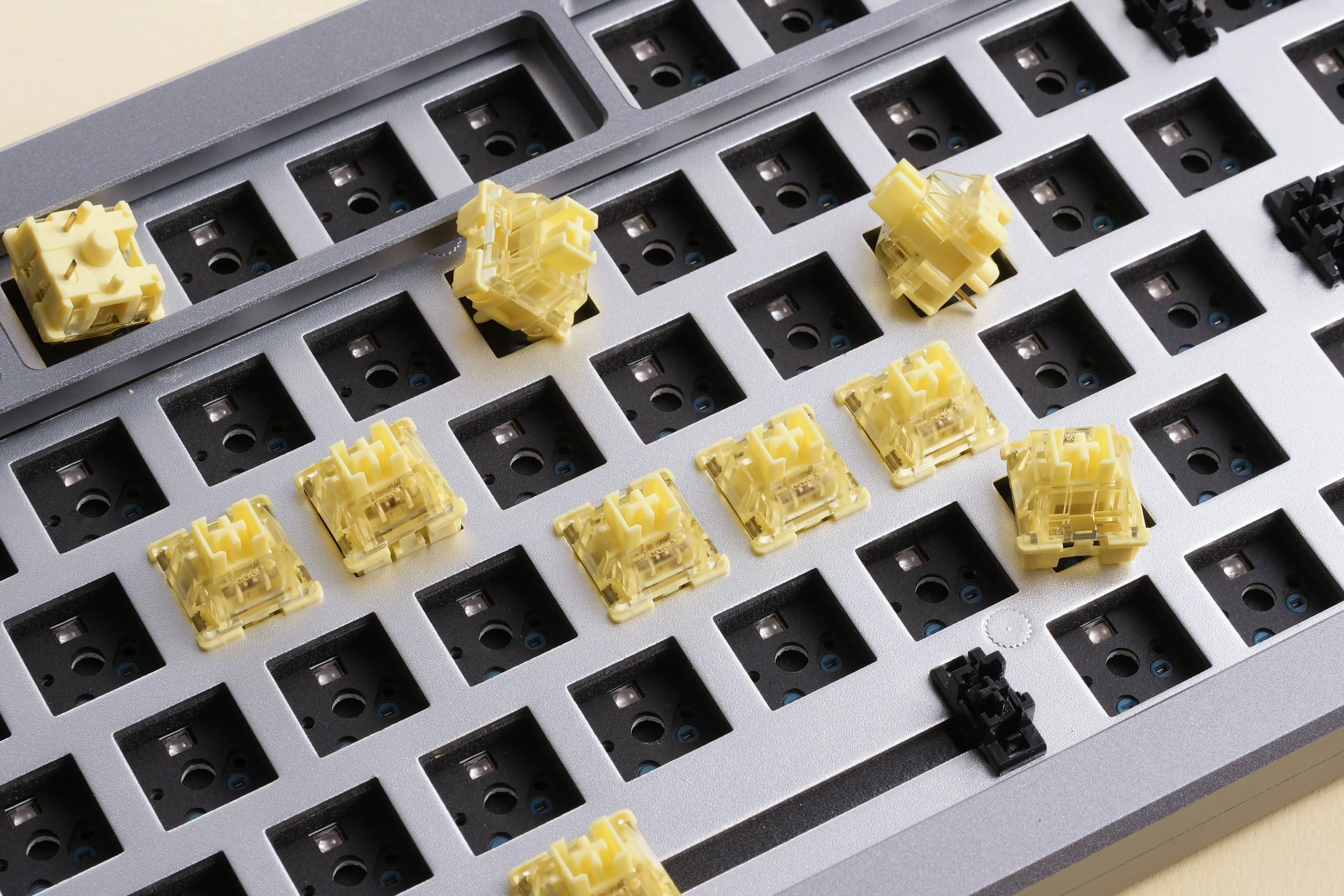 Akko V3 Pro Yellow Milky Cream Switches 50gf Linear Switch With ...