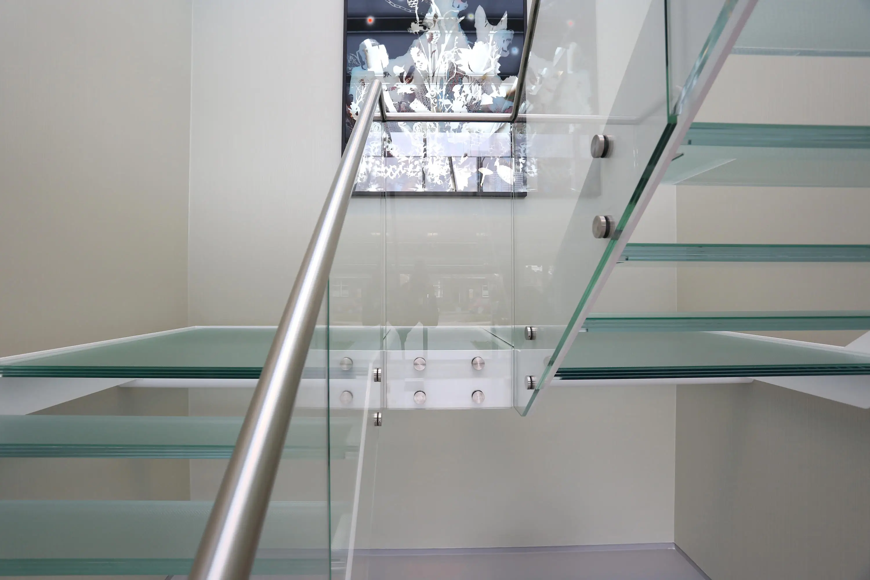 Central Beam Floating Single Double Plate Stringer Wood Box Glass ...