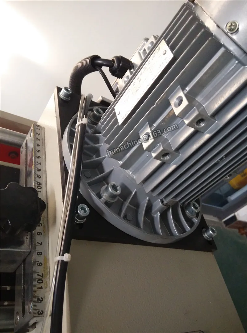 High Speed Copy Router Drilling Machine for Window Door Making LXF-235* ...