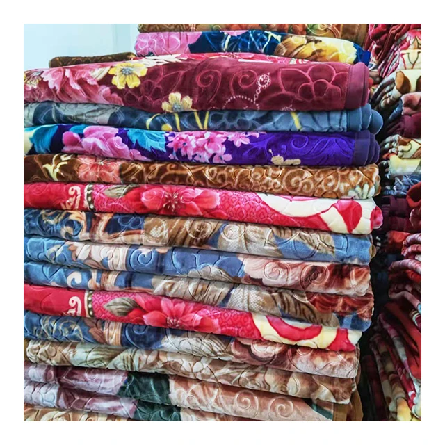 Shop Premium Cotton Blankets - 45kg Bales of Secondhand Clothing