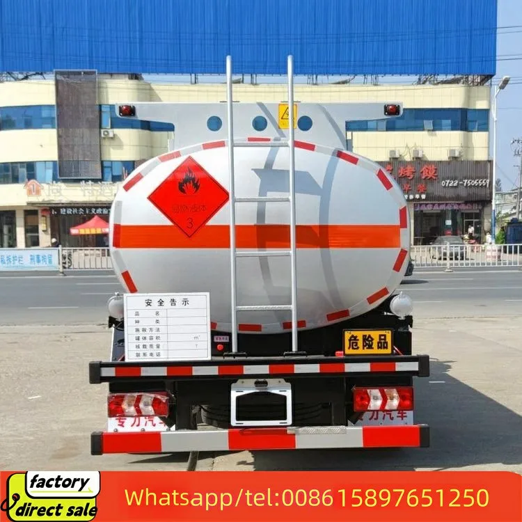 Foton Dongfeng HOWO Jac Japan Isuzu Mini Oil Tank Truck 5000l