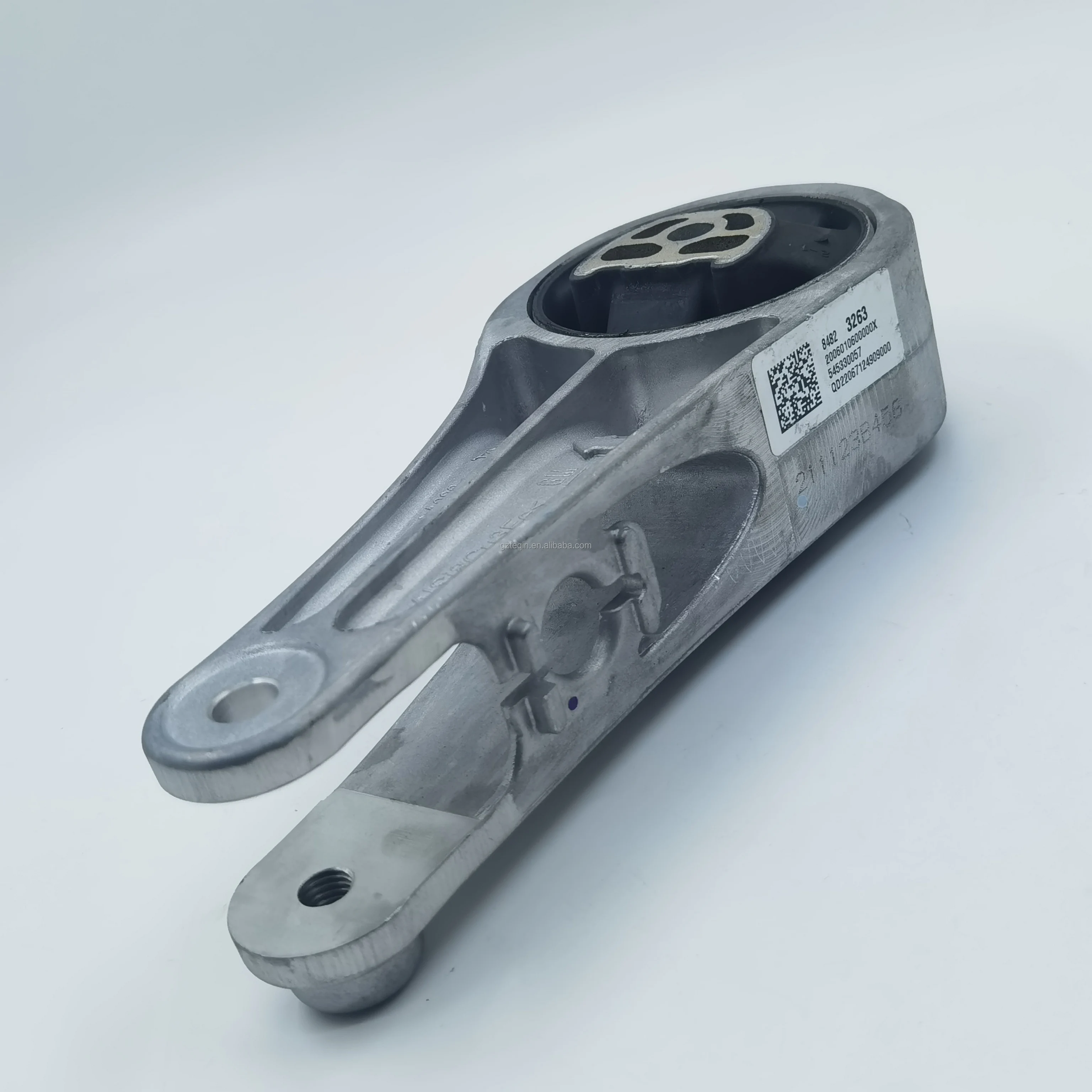 84146943 84823263 Transmission Mount Lower Trans Mount 84146943 ...