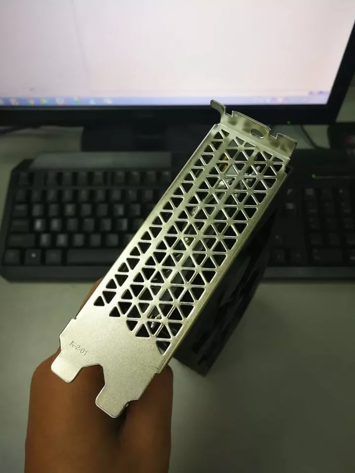 데스크탑 용 그래픽 카드 비디오 카드 3X P104-100 P104 100 8gb Gpu 그래픽 카드 사용 P104-100 ...