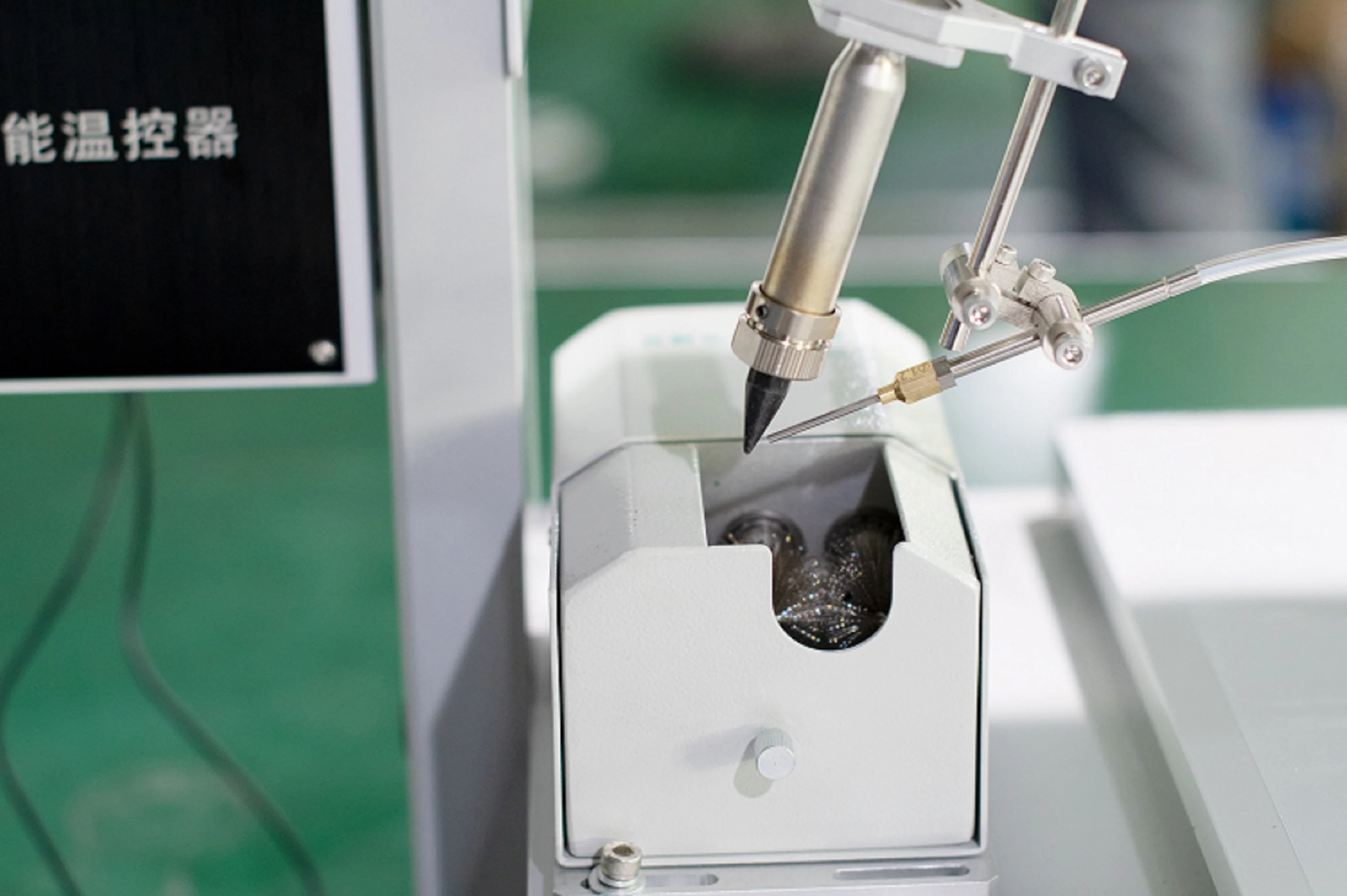 Auto Soldering Machine Mobile Soldering Robot Automatic Pcb Soldering