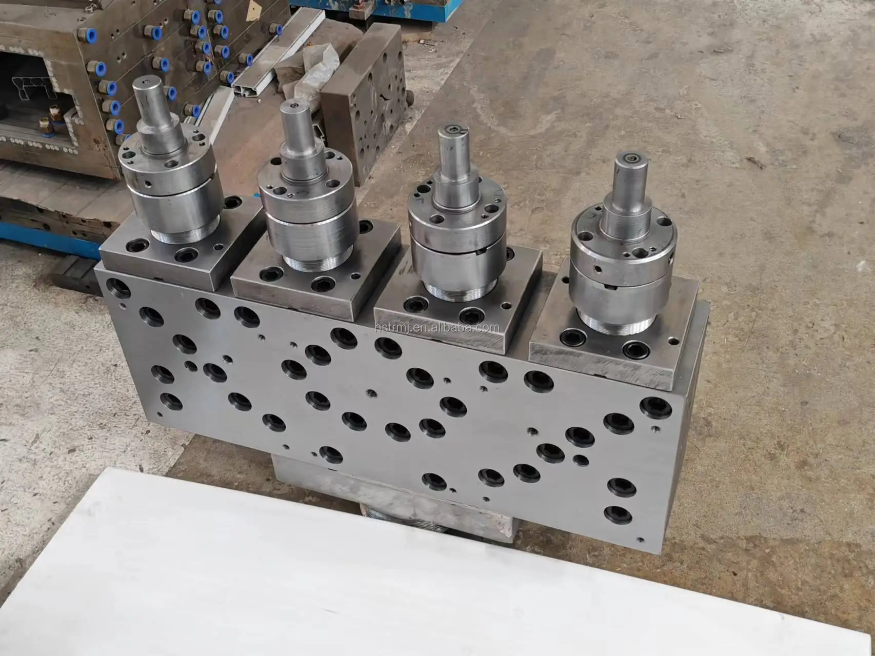 Pvc Pipe Mold Multicavity Extrusion Die Head - Buy Pvc Pipe Mold Pipe ...