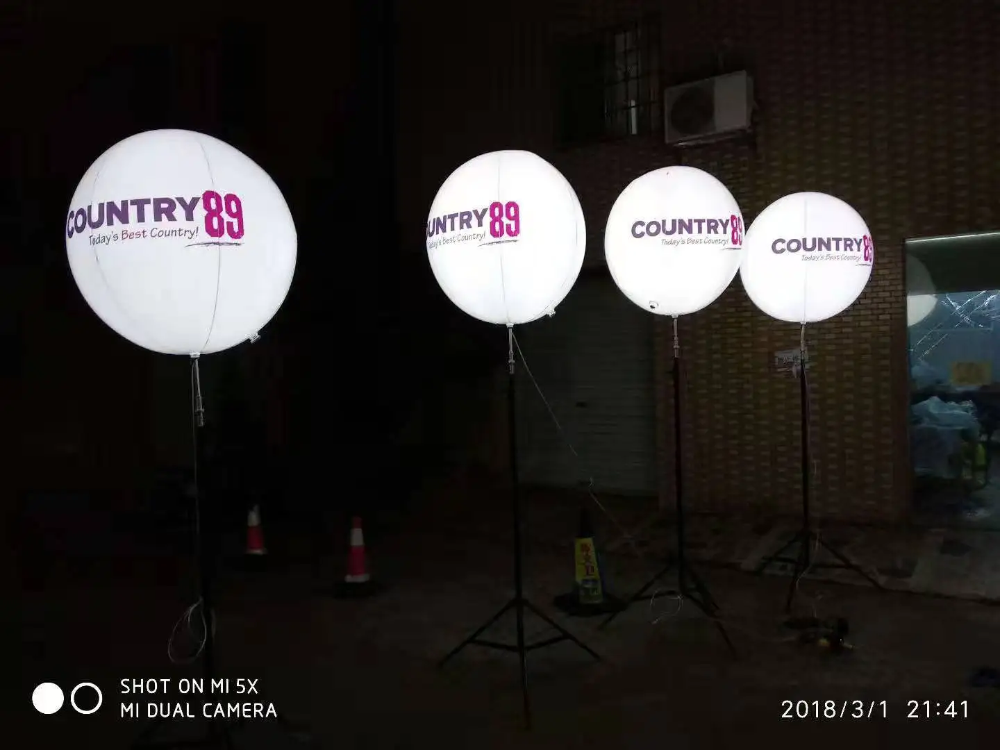 Outdoor Advertising Inflatable Tripod Balloon Led Light Tripod Stand ...
