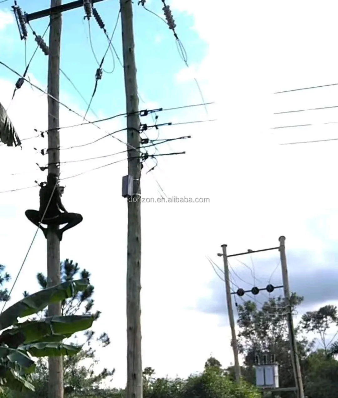 High Quality U-12 Shackle - Hot Dip Galvanized Overhead Line Hardware