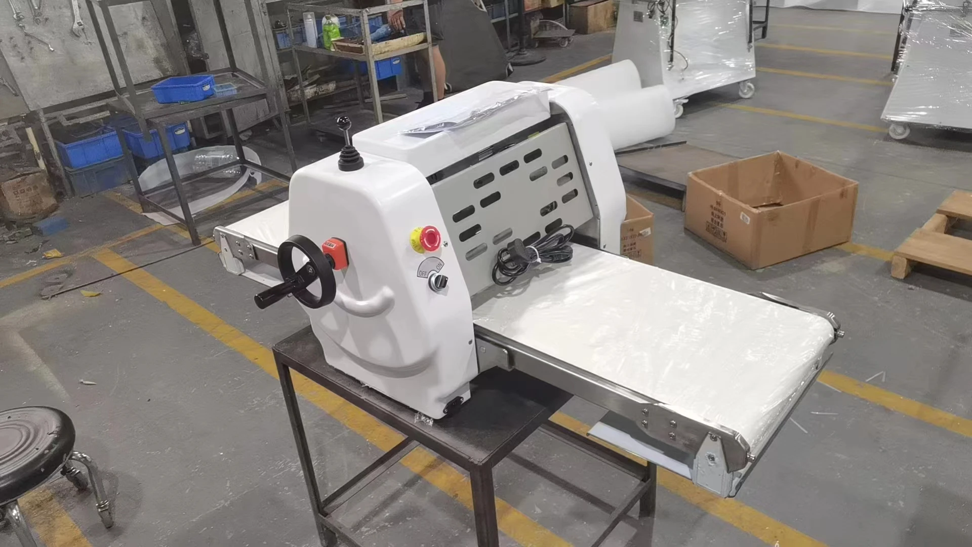 Mini Dough Sheeter - Efficient Laminator for Baking