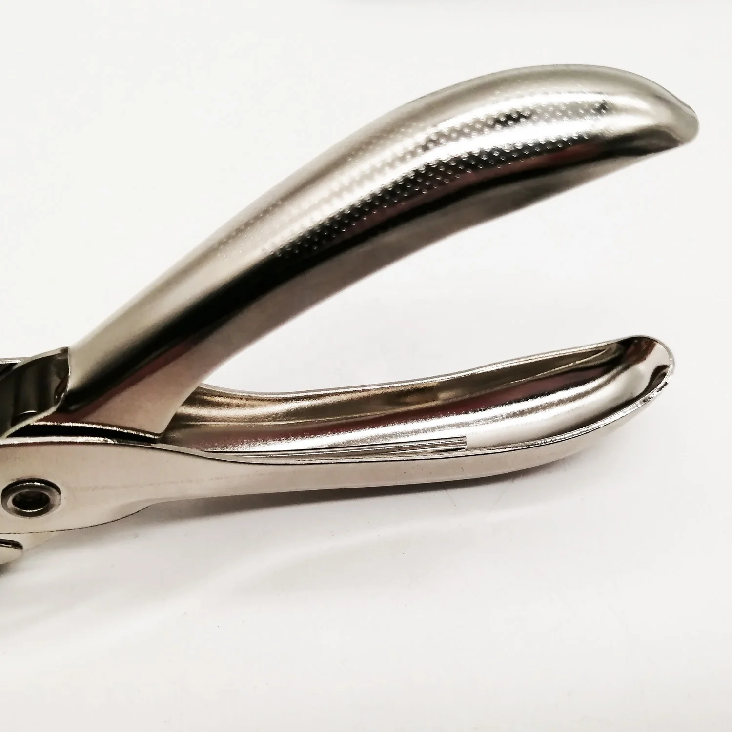 Alibaba.com: Metal Silver Ticket Punch, 6mm Mini Round Hole Paper Punch ...