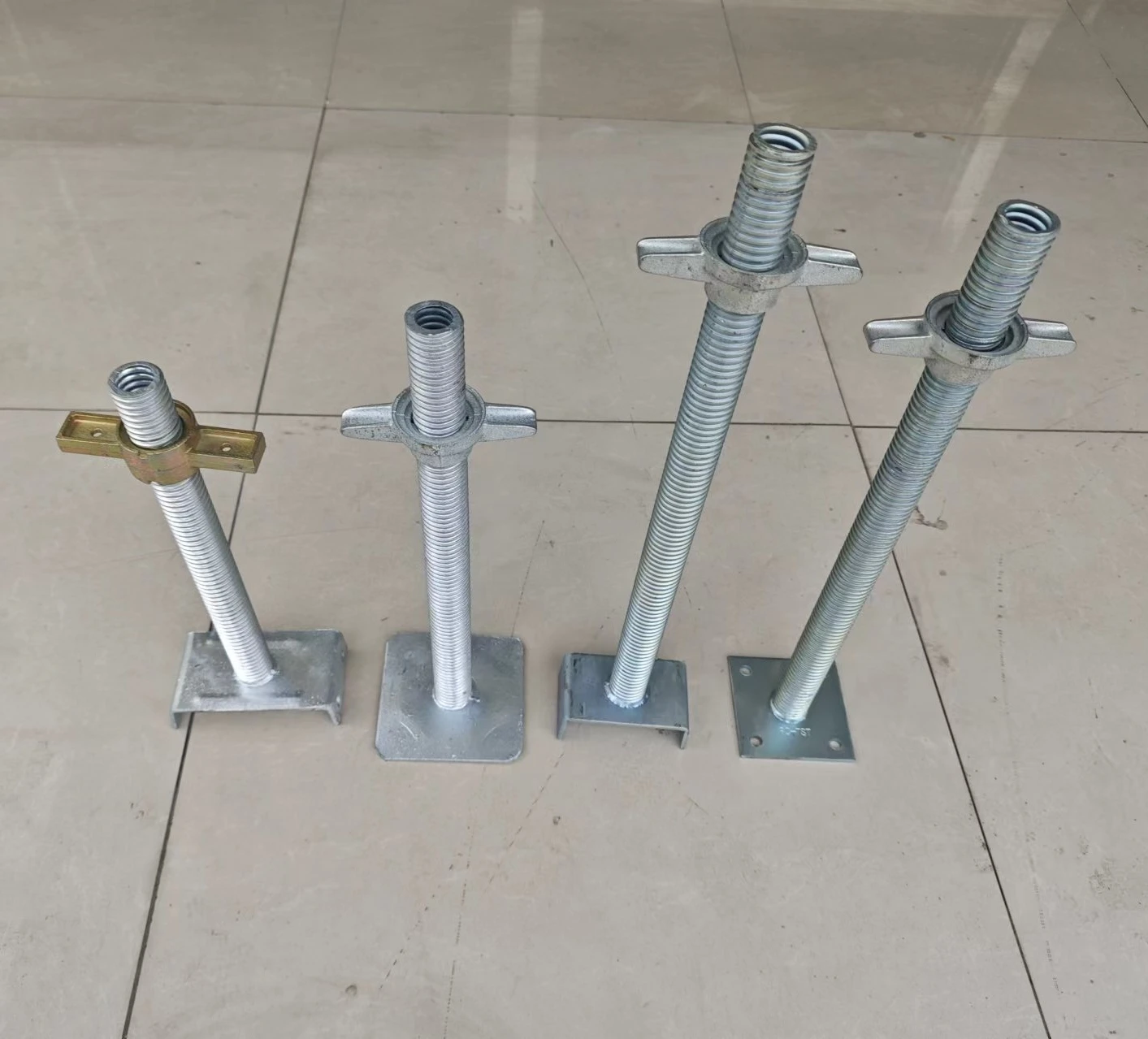 Adjustable Scaffolding Screw Jack Base Plate Cuplock Scaffolding Jack ...