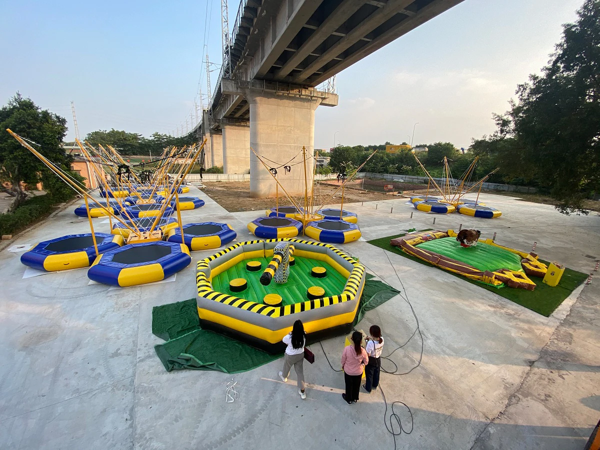 Portable Trailer Mounted Bungee Trampoline Kids Jumping Bungee Mobile ...