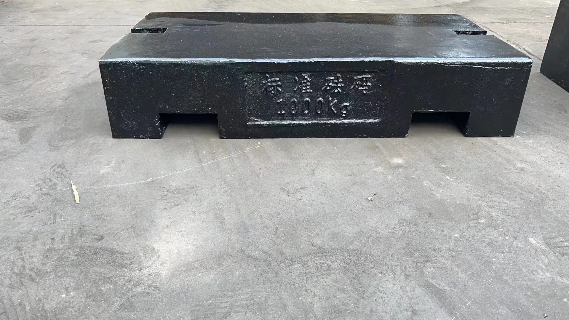 5000kg Test Weight - Precision Cast Iron for Calibration