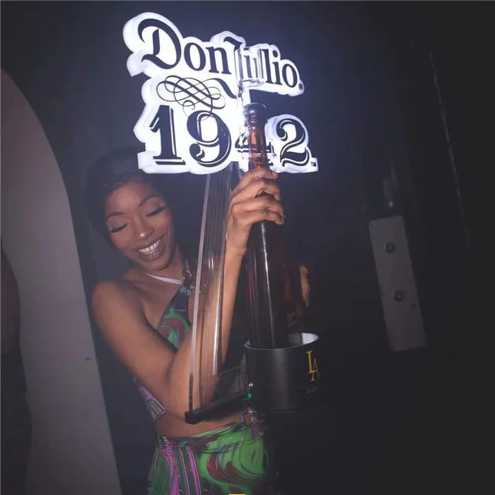 1942 Customized Logo Led Champagne Glorifier Display Vip Bottle ...