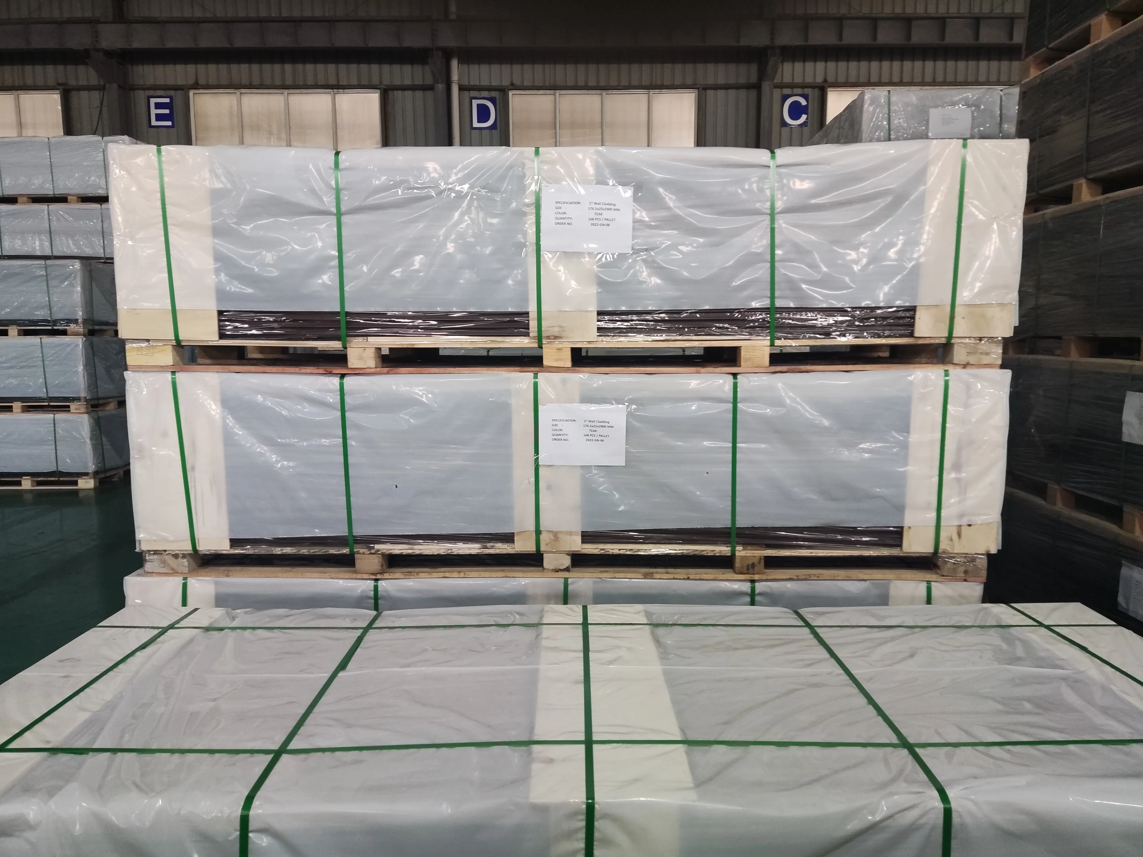 New Design 159x20 Co-extrusion Siding Wood Plastic Composite Wall ...