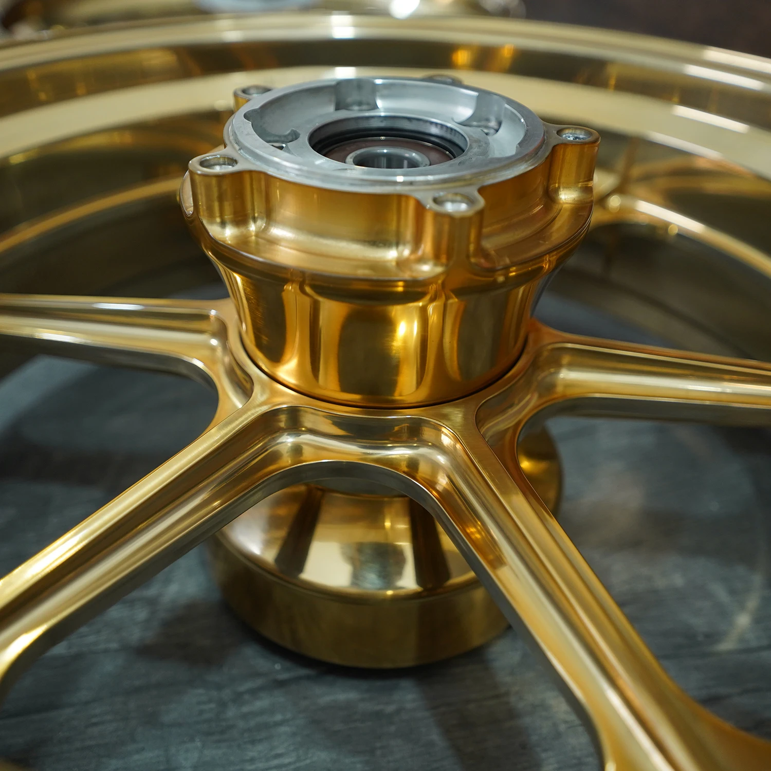 Golden Forged Monoblock Wheel 17x3.5 Inch Motorcycle Rims