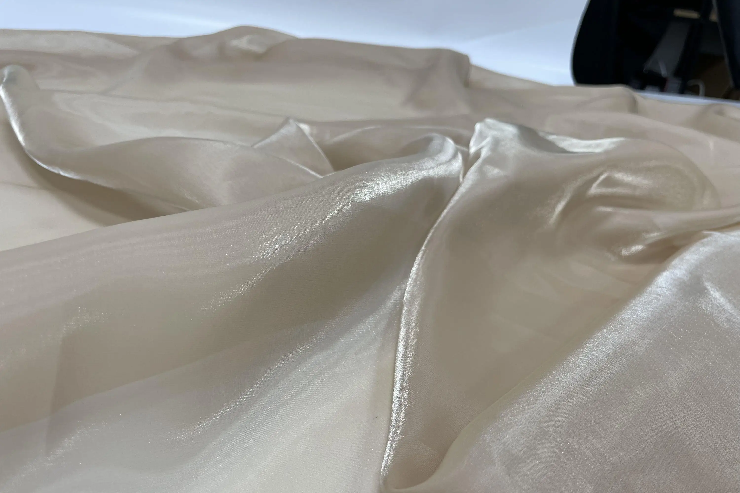 Iridescent Korea Style Satin Fish Yarn Organza Tulle Fabric