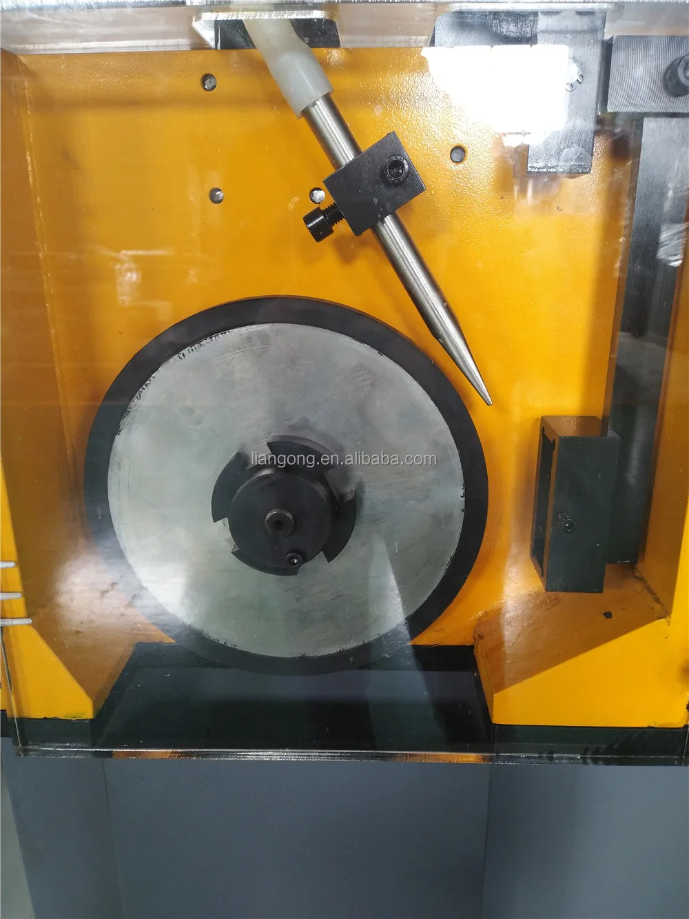 ASTM G65 Dry Sand and Rubber Wheel Abrasion Testing Equipment LGM-130