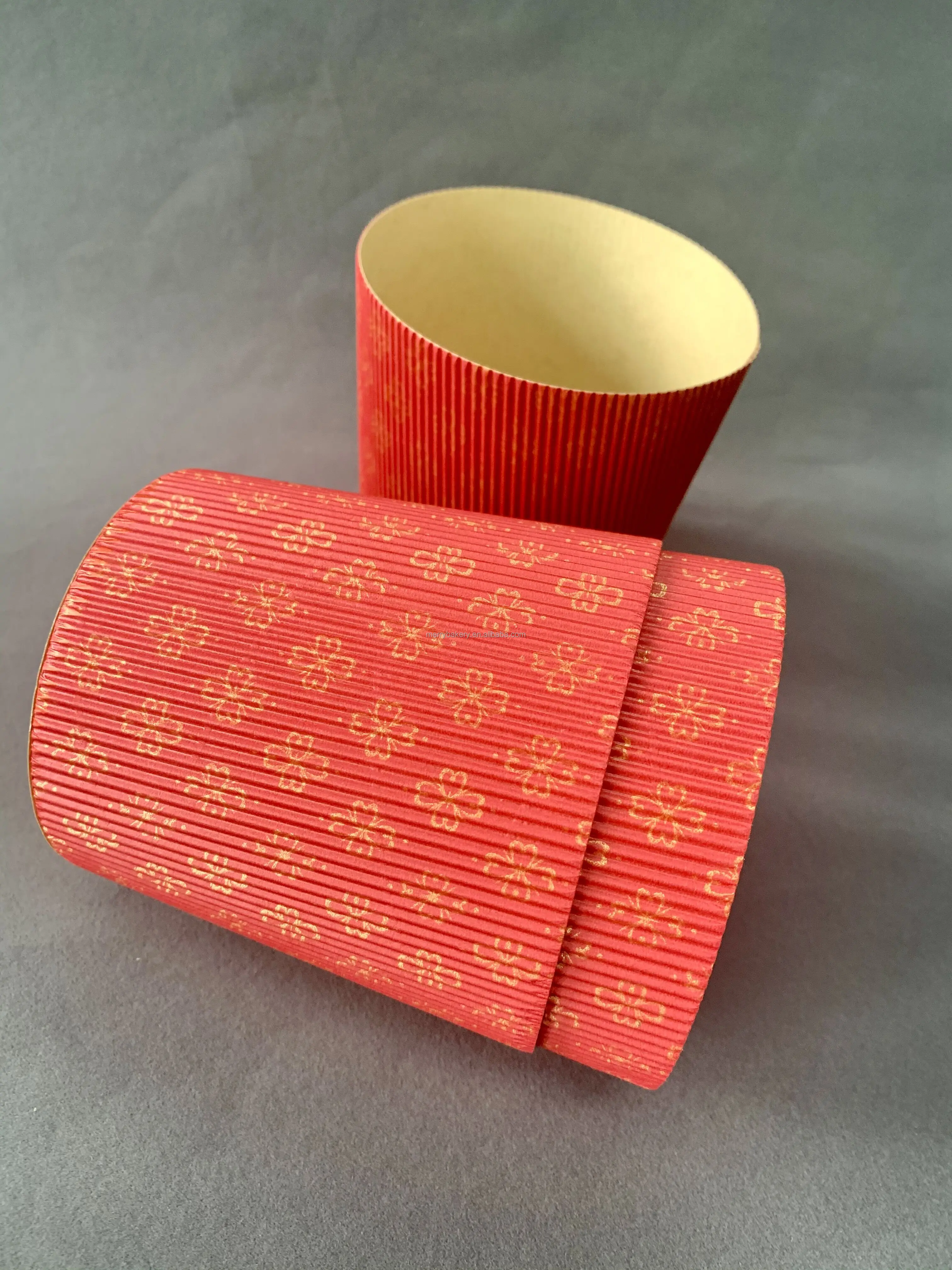 5" Red Corrugated Panettone Paper Mold--base 110mm X Wall 90mm - Buy ...