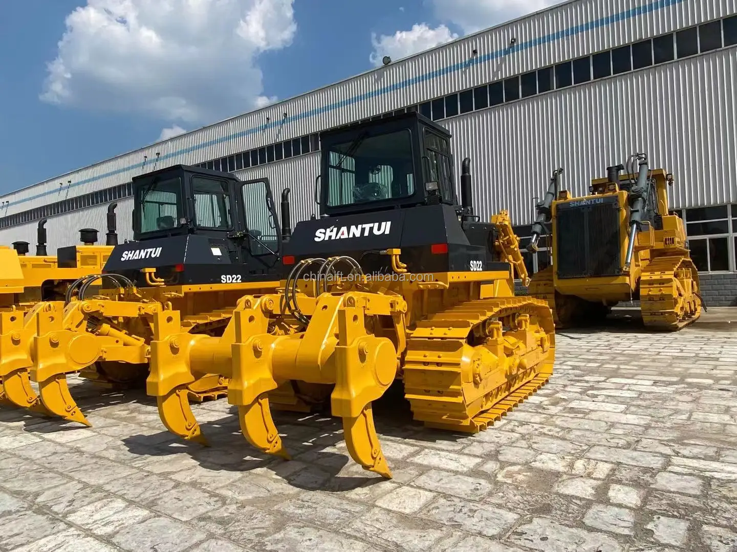 Shantui Tractor Dozer SD16 - High Efficiency Crawler Bulldozer