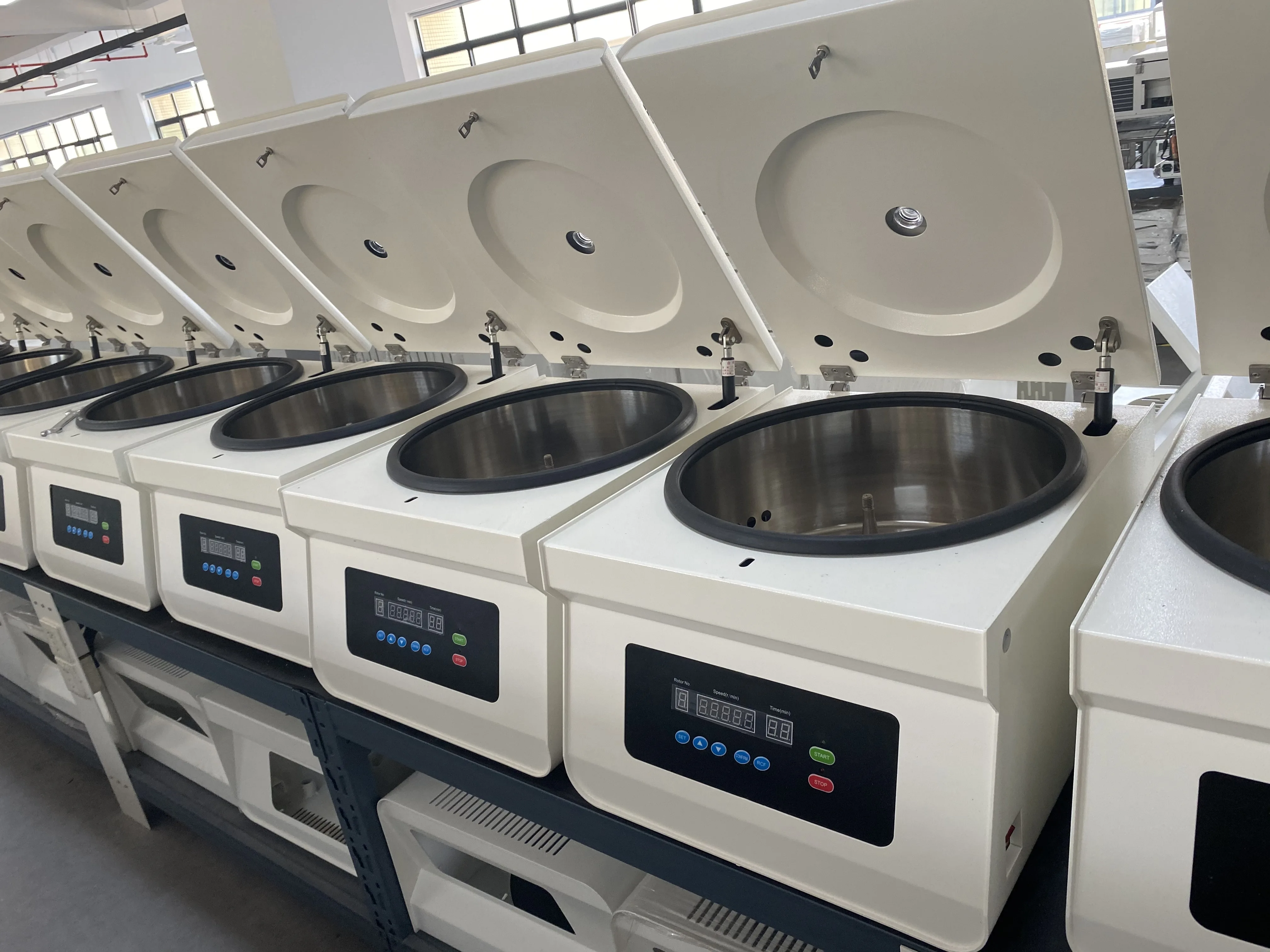 Desktop 4000rpm Low Speed Cell Smear (CytoSpin) Clinical Centrifuge ...