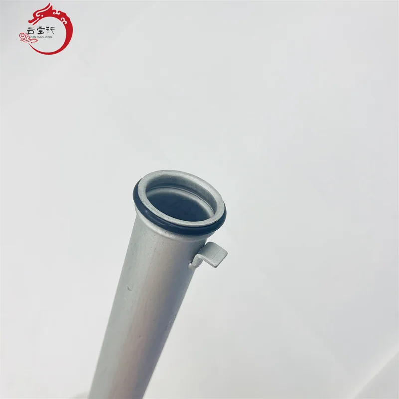 2546026000 For Hyundai 06-11 Accent Rio Inlet Radiator Coolant Water ...