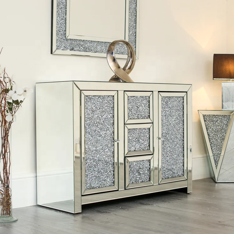 Mirrored diamond furniture store