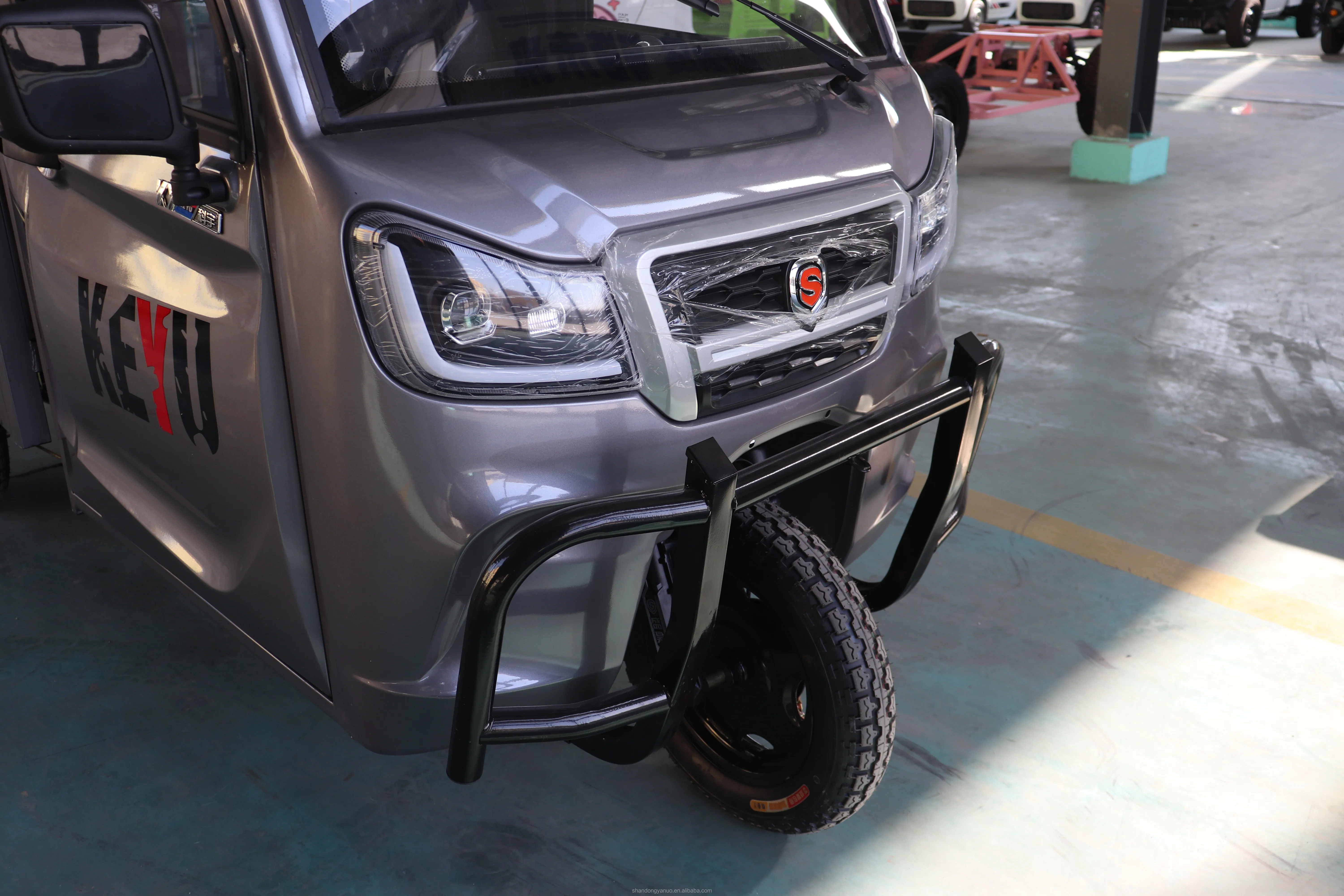 Mini Ev Cargo Truck Ev Cargo Vans Long Range Ev Car 4x4 50kw 5000w ...