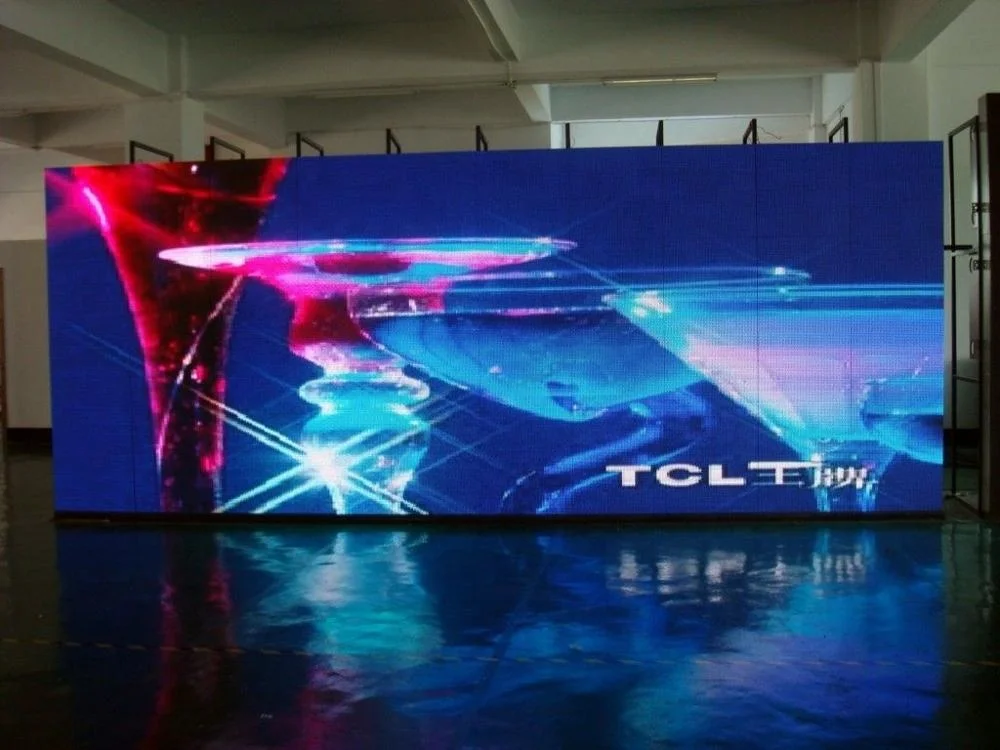 Giant Outdoor LED Video Wall - P8 P10 Right Angle Display