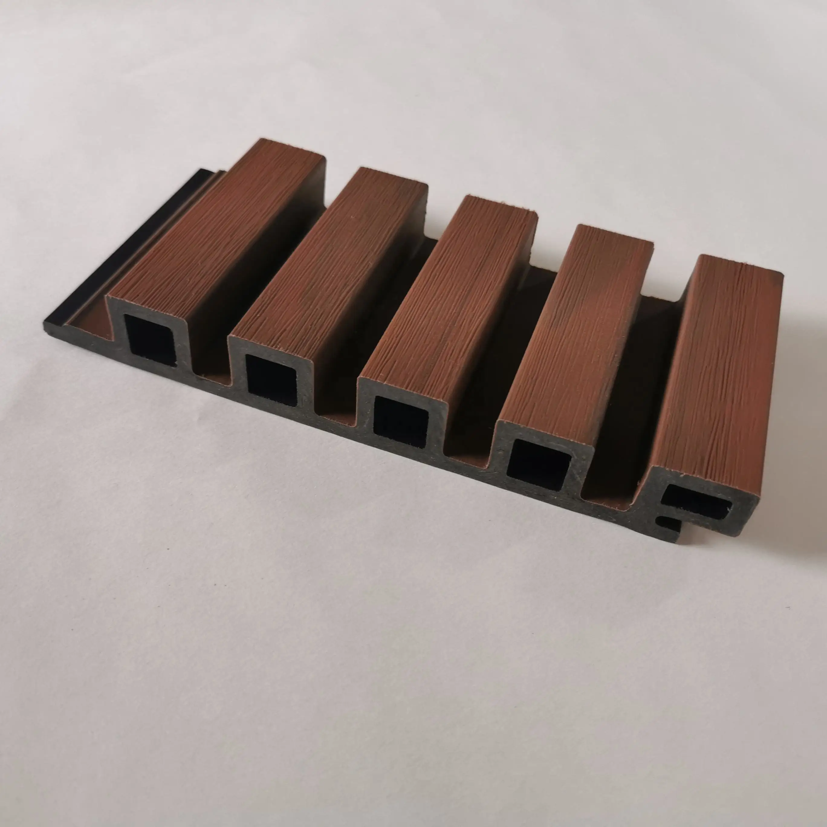 Vertical WPC Fluted Wall Panels Exterior Co Extrusion Wood Plastic ...