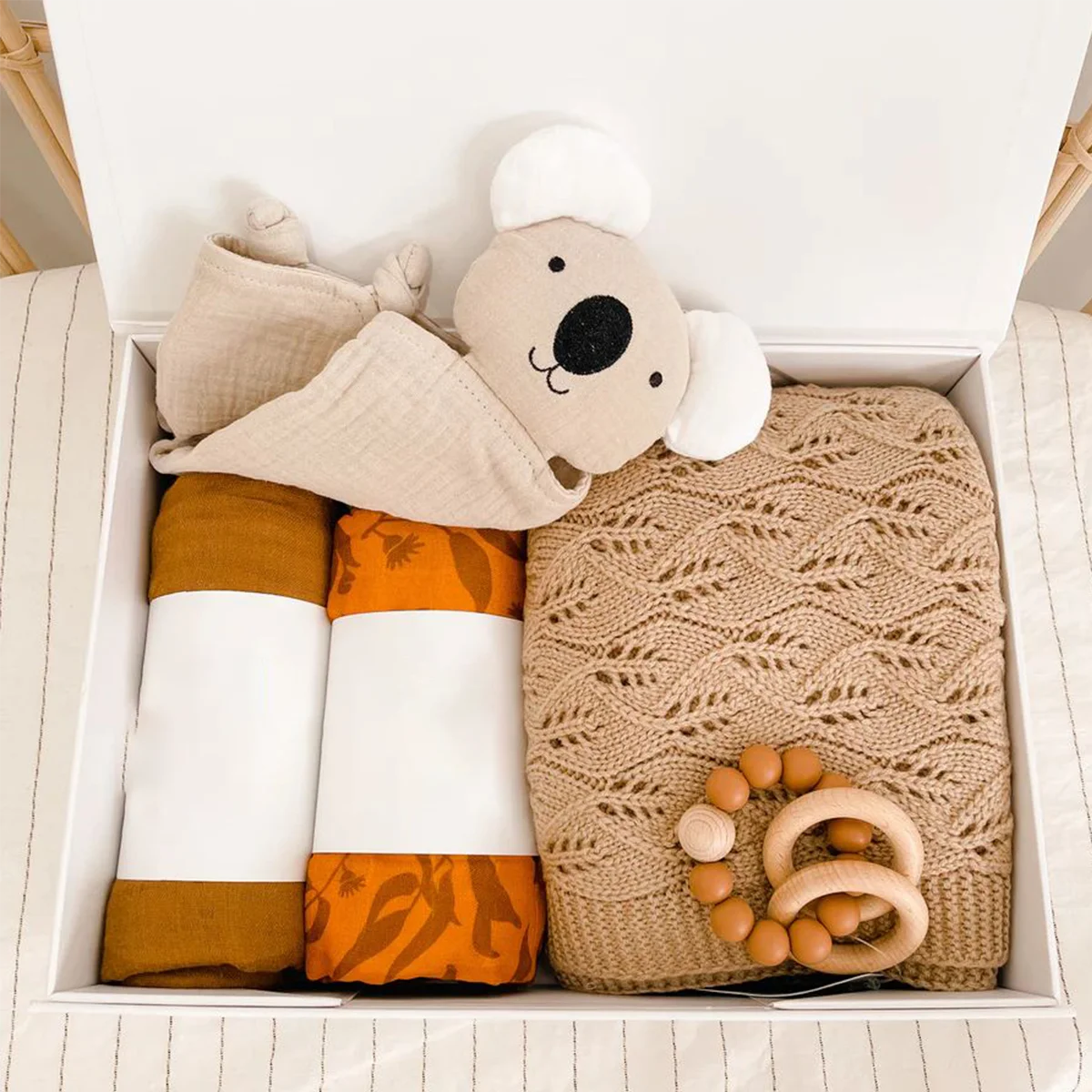 2022 Newborn Comfort Gift Box Set Baby Full Moon Gift Ring Doll Baby ...