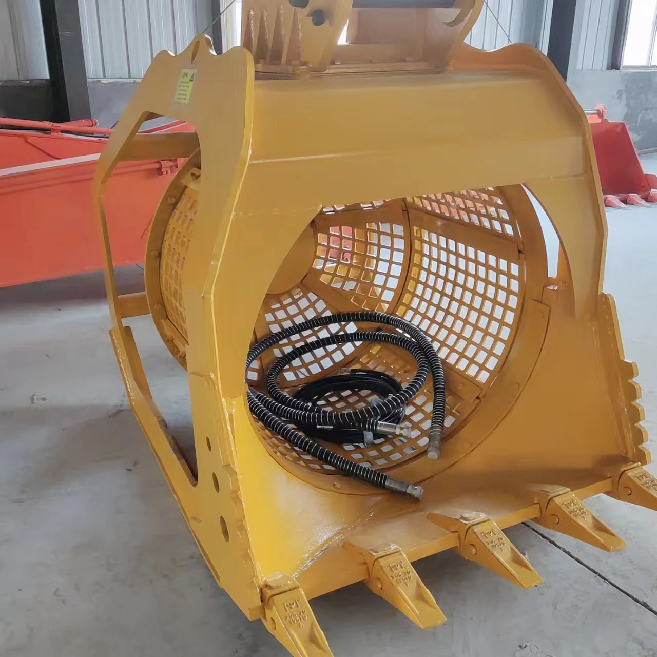 Excavator Rotary Screen Bucket For Sand And Stone Separation - Buy ...