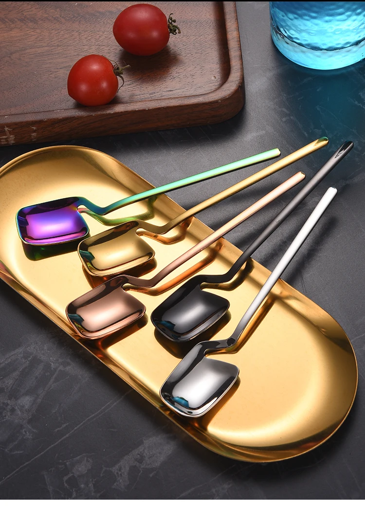 Royal Unique Design Elegant Golden Cutlery Luxury Kitchen Flatware ...