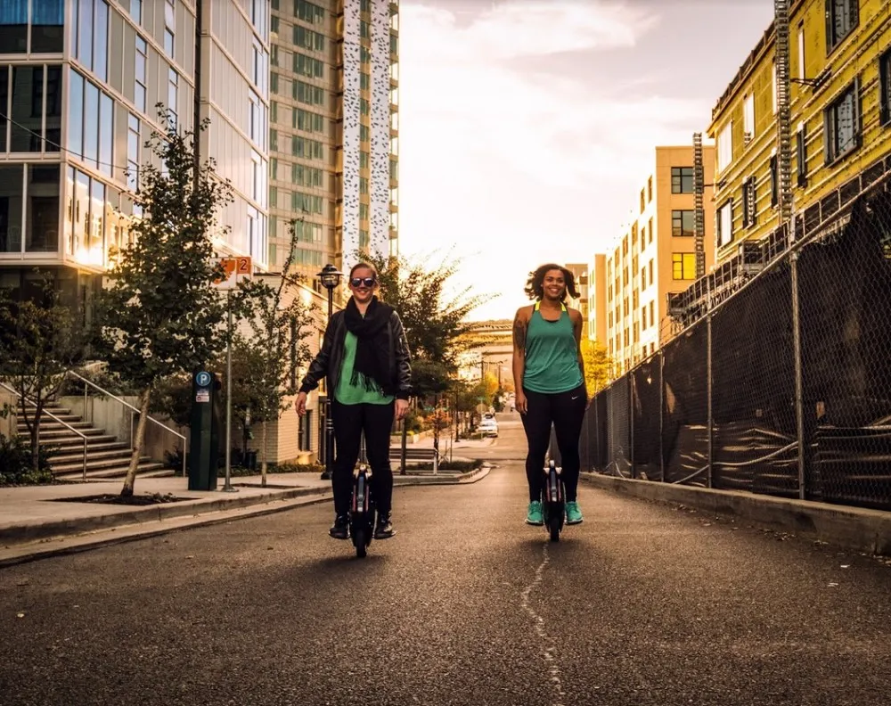 INMOTION V8F Electric Unicycle - Balance & Speed Redefined