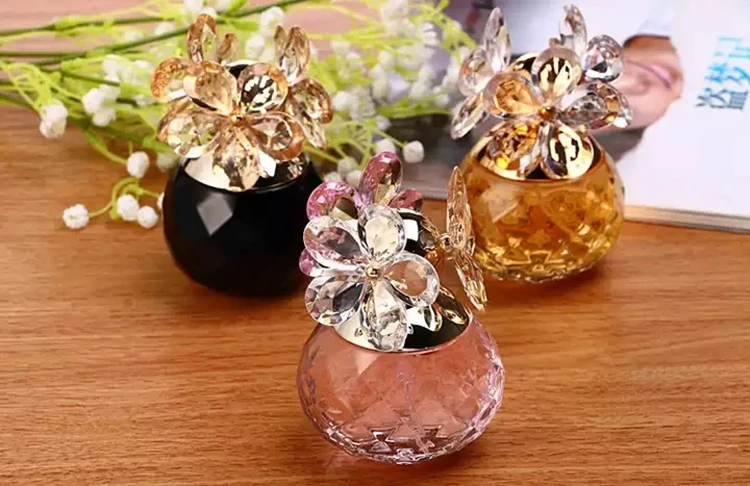 Alibaba.com: Luxury ladies perfume bottle, 60ml glass flower shape ...