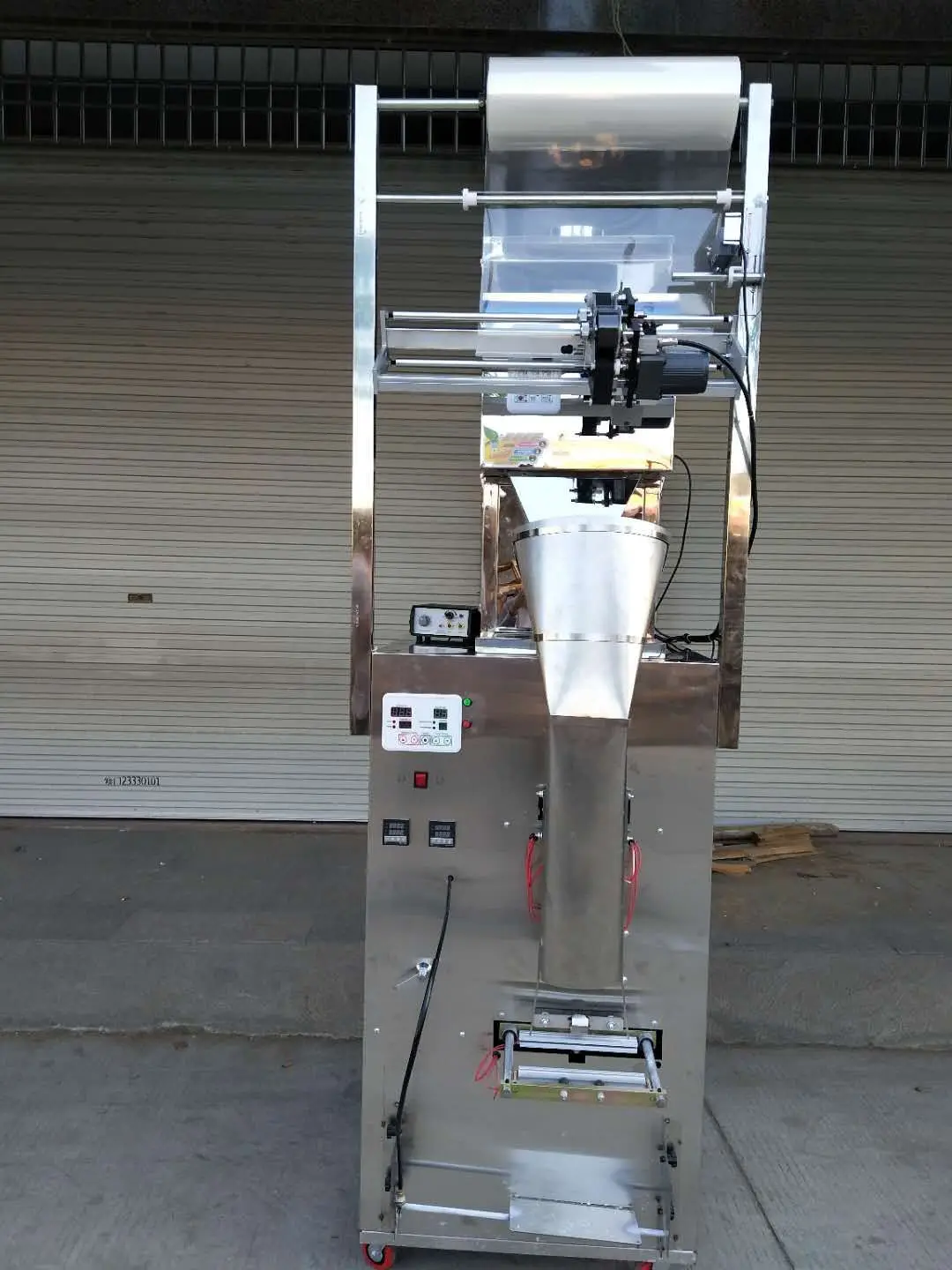 1000 Grams Beans Vertical Filling Dosing & Weighing Machines for ...