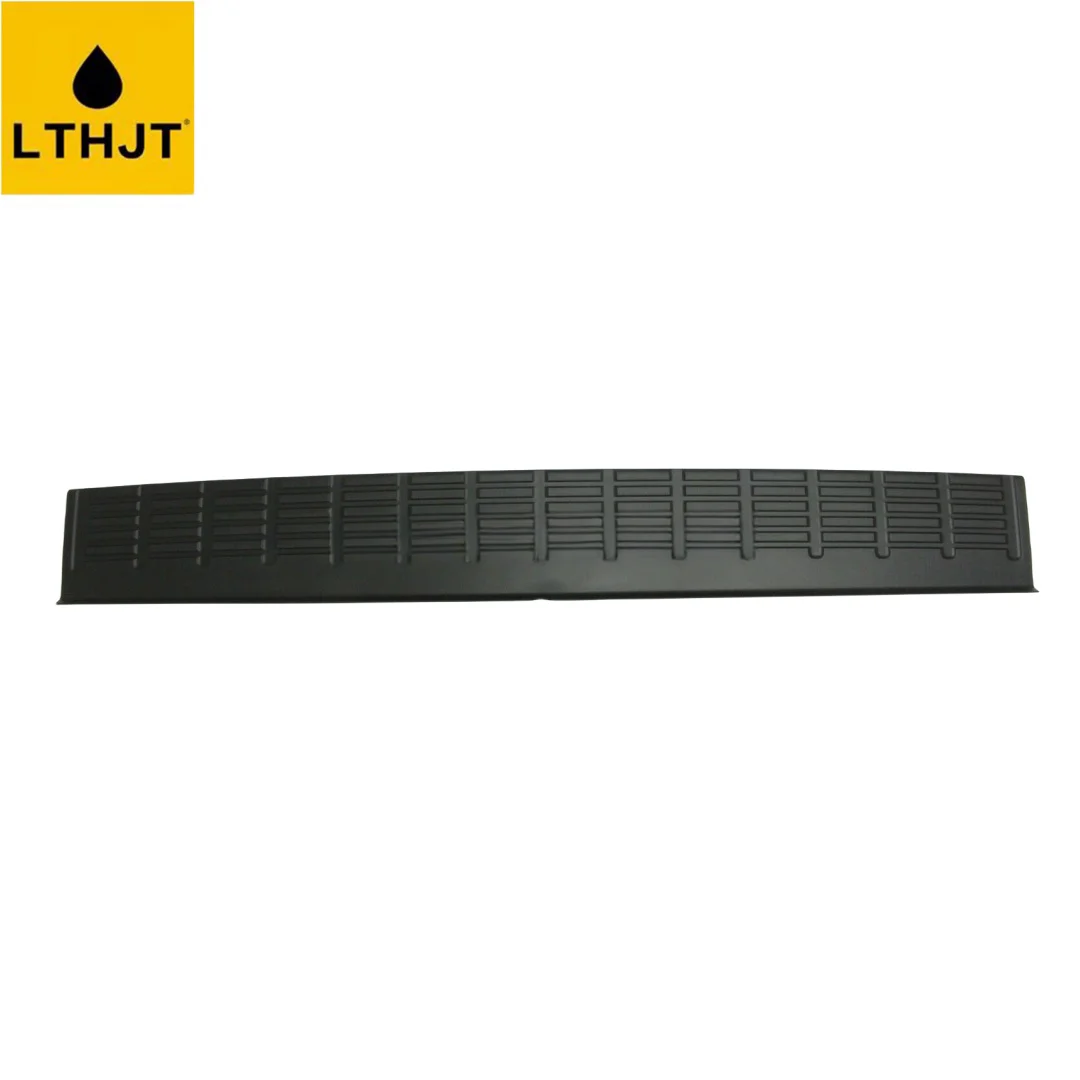 Auto Parts Rear Bumper Plastic Trim Plate 52159-0k010 For Toyota Hilux ...