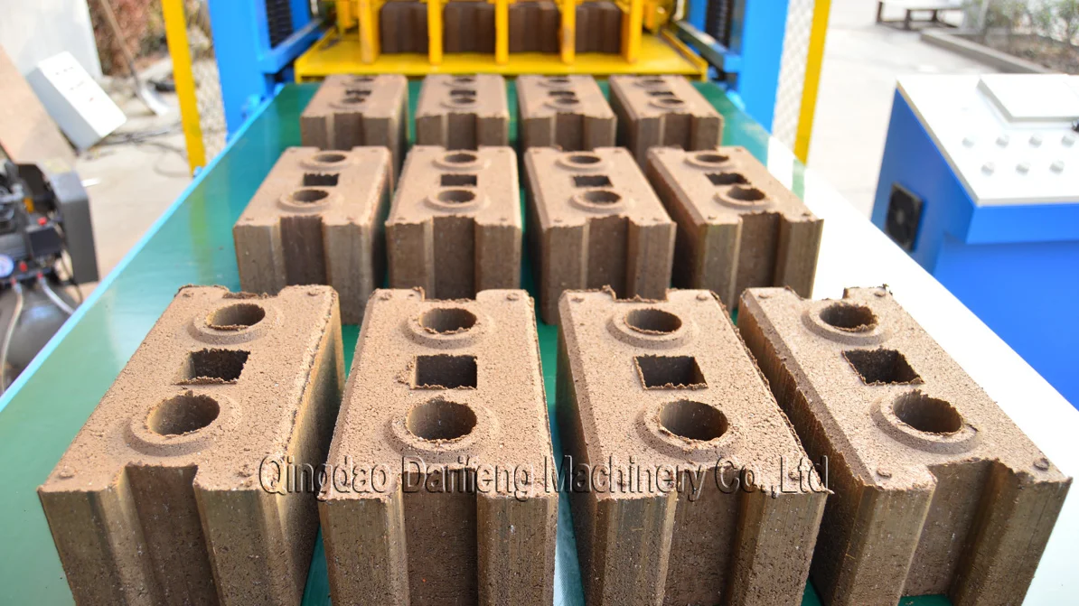 Df4-10 Hydraulic Press Makiga Fully Automatic Clay Earth Interlocking ...