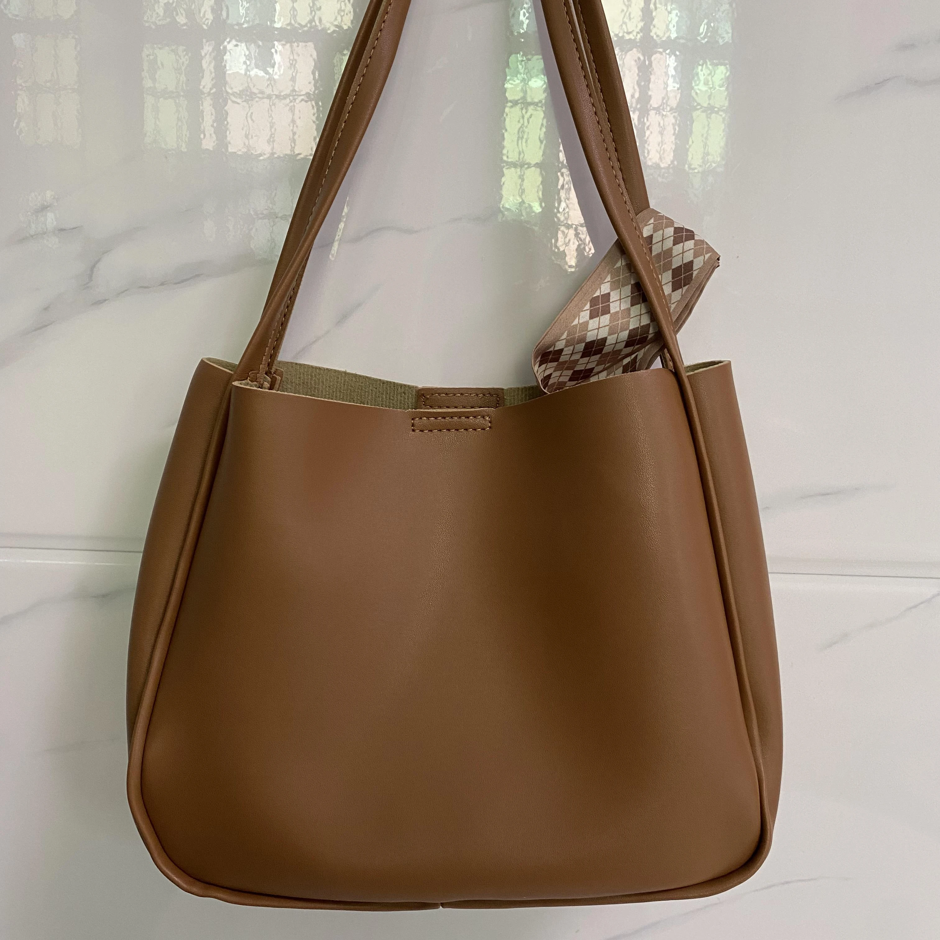 Trending ladies bags store