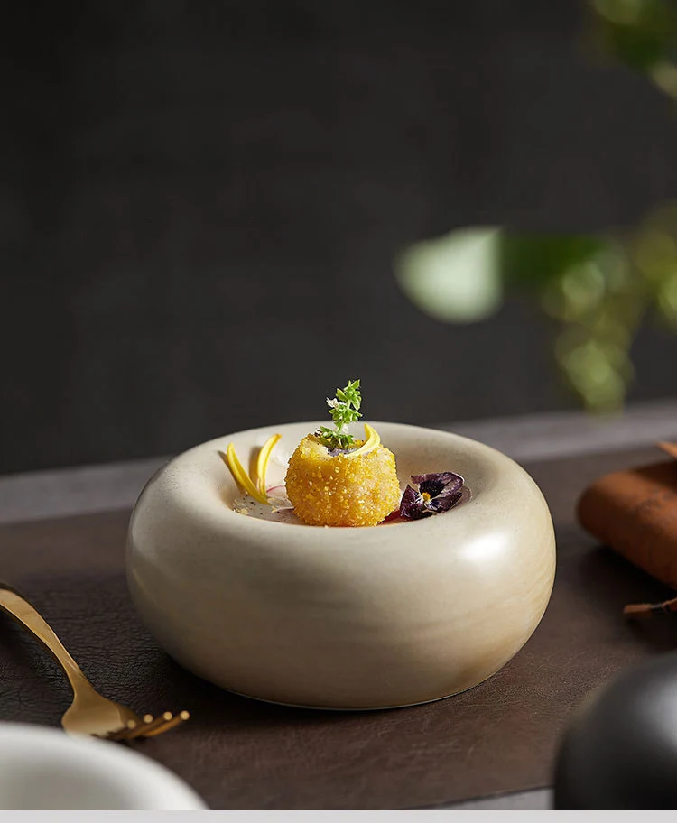 Matte Black Ceramic Dinner Plates - Perfect for Parties