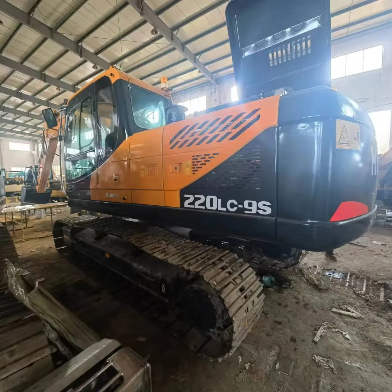 Hyundai 220LC-9s Excavator Original korean Excavators machine ...