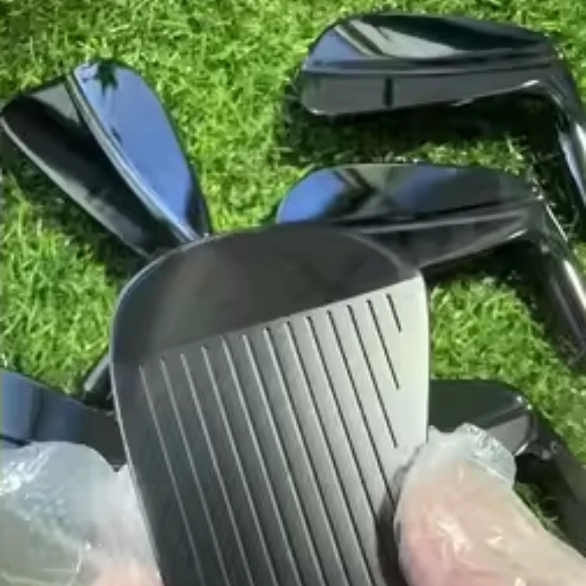 Custom Black and Silver Golf Iron Set - High-Quality Blades