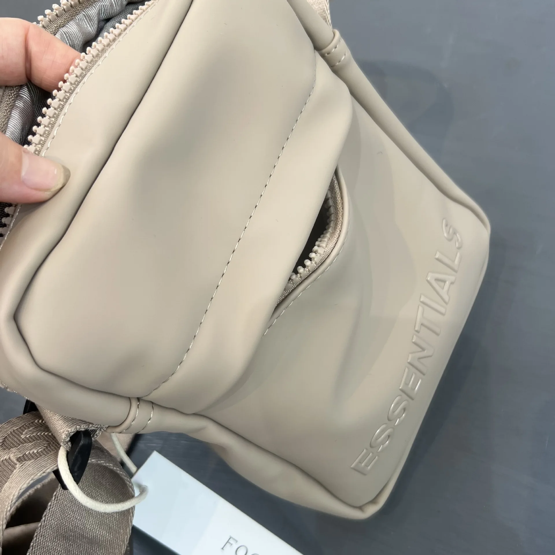 New Fashion Design Trendy Fog Essentials Luxury Custom Men Shoulder ...